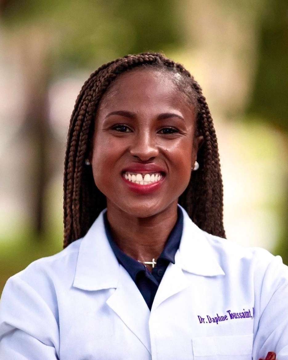 Dentist in Durham NC | Dr. Daphne Toussaint